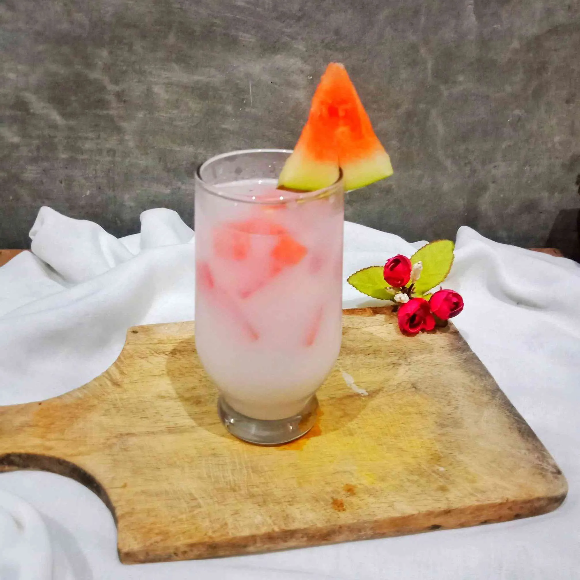 Resep Es Semangka Susu Sederhana Rumahan Di Yummy App
