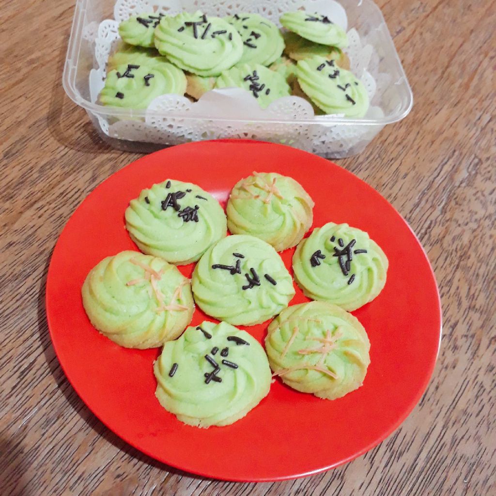 Resep Semprit Pandan Sederhana Rumahan di Yummy App