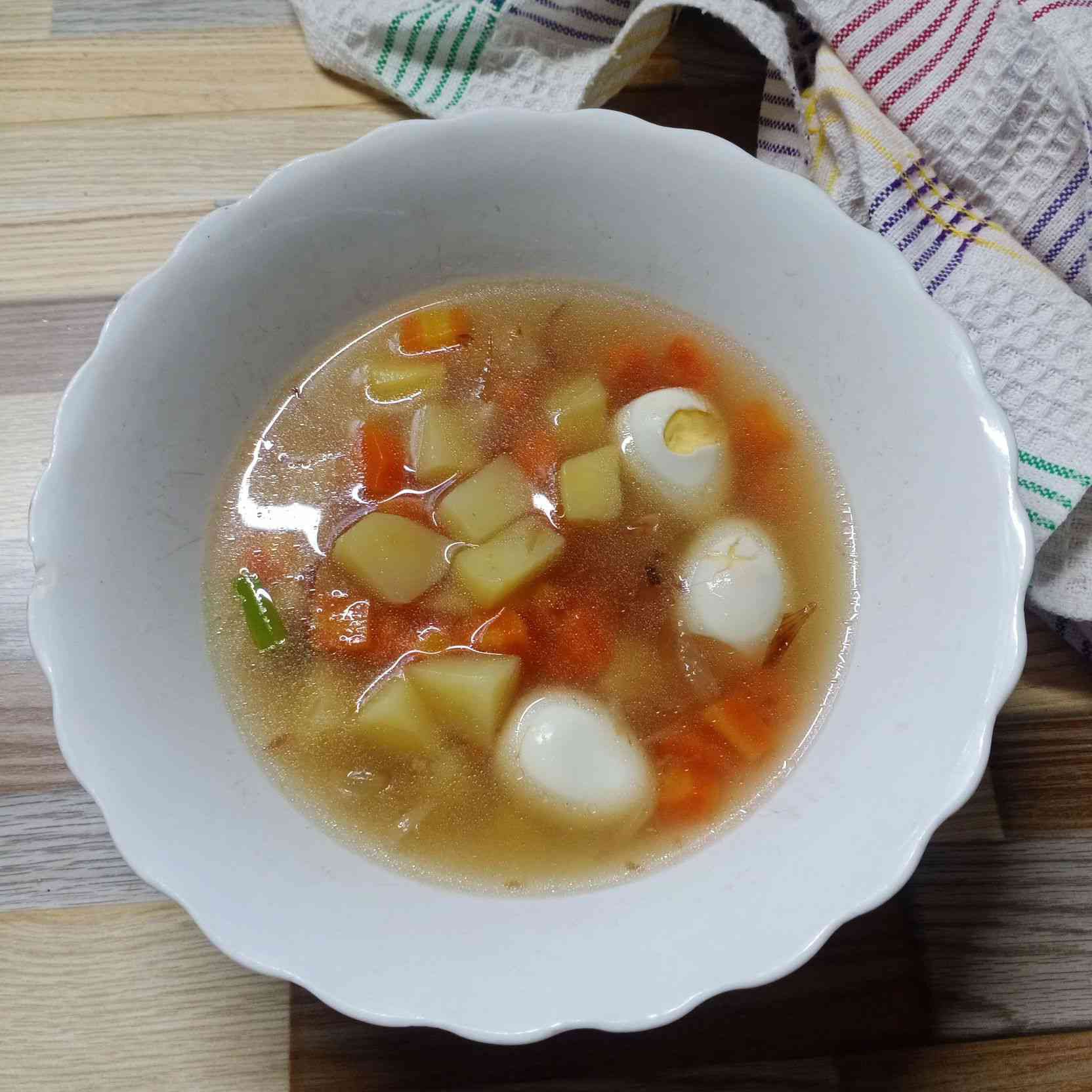 Resep Sup Kentang Wortel Telur Puyuh Sederhana Rumahan di Yummy App