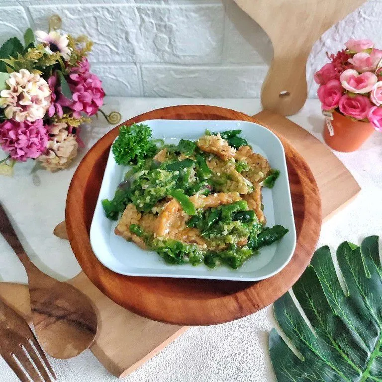 Resep Tempe Penyet Cabe Ijo #MENUTANGGALTUA Sederhana Rumahan di Yummy App Resep Tempe Penyet Cabe Ijo #MENUTANGGALTUA Sederhana Rumahan di Yummy App