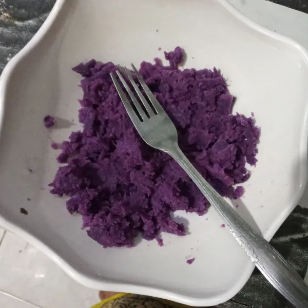 Resep Pilus Ubi Ungu Gula Aren #MENUTANGGALTUA Sederhana Rumahan di ...