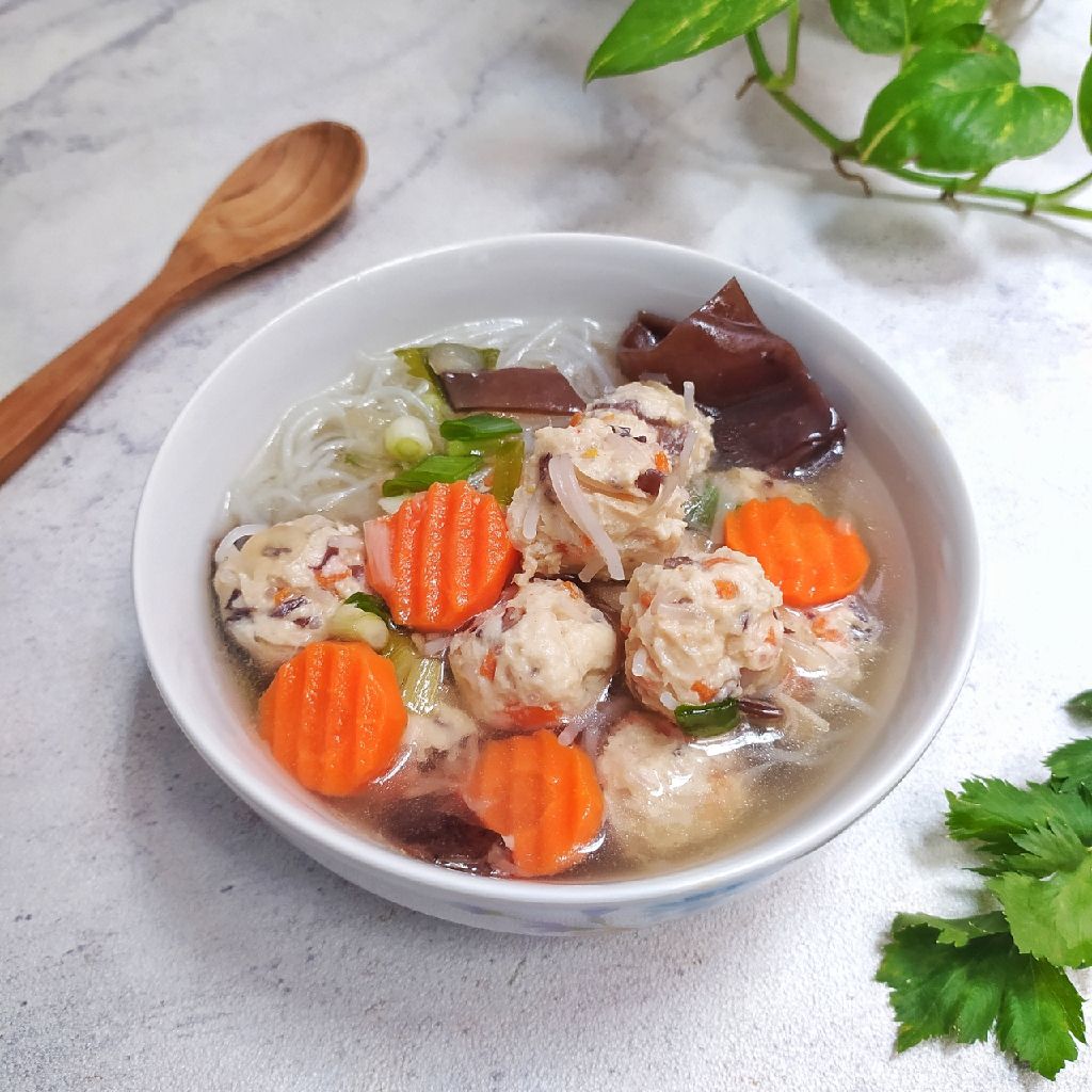 Resep Sop Bakso Rambutan #MENUTANGGALTUA Sederhana Rumahan di Yummy App