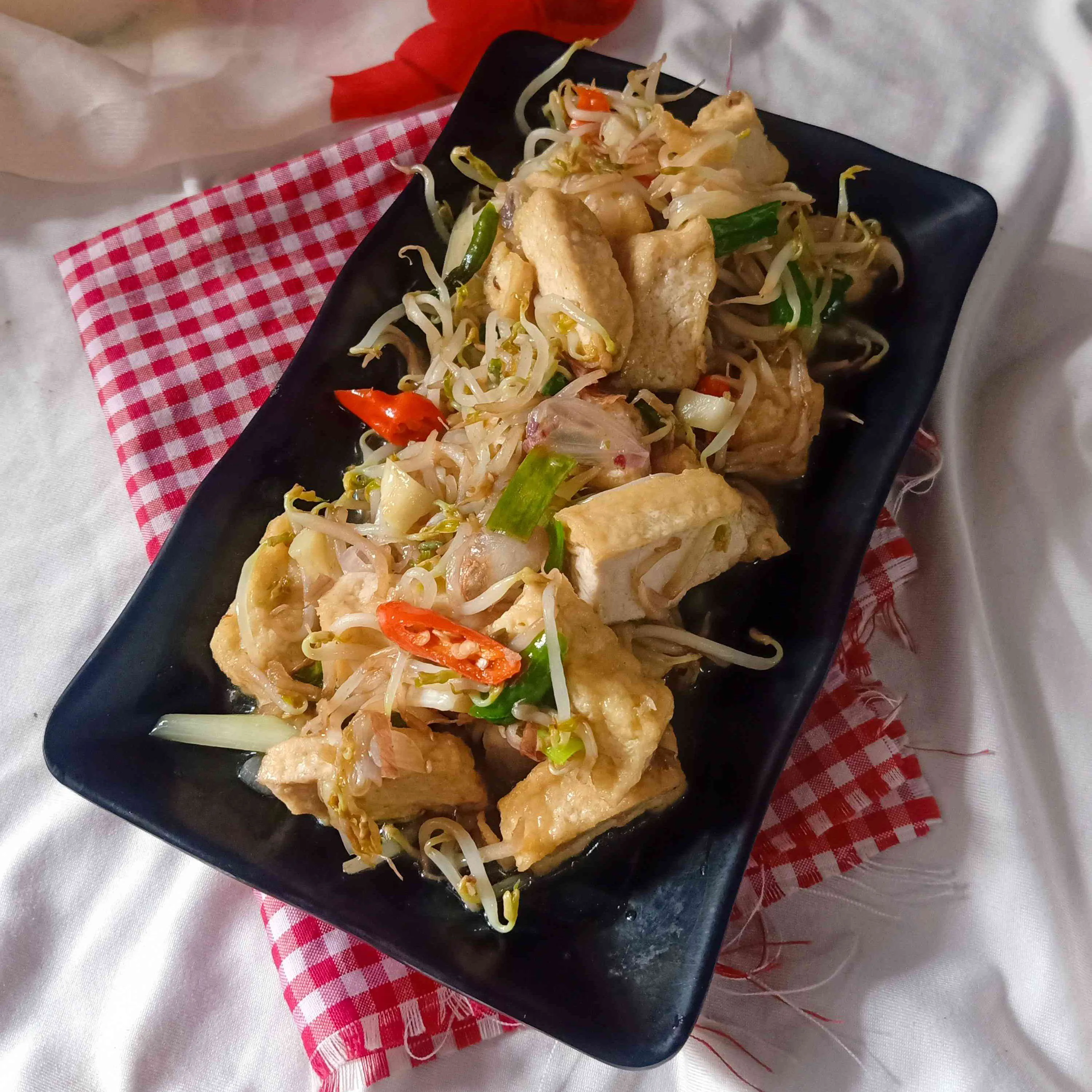 Resep Toge Tahu Saos Tiram #MENUTANGGALTUA Sederhana Rumahan di Yummy App