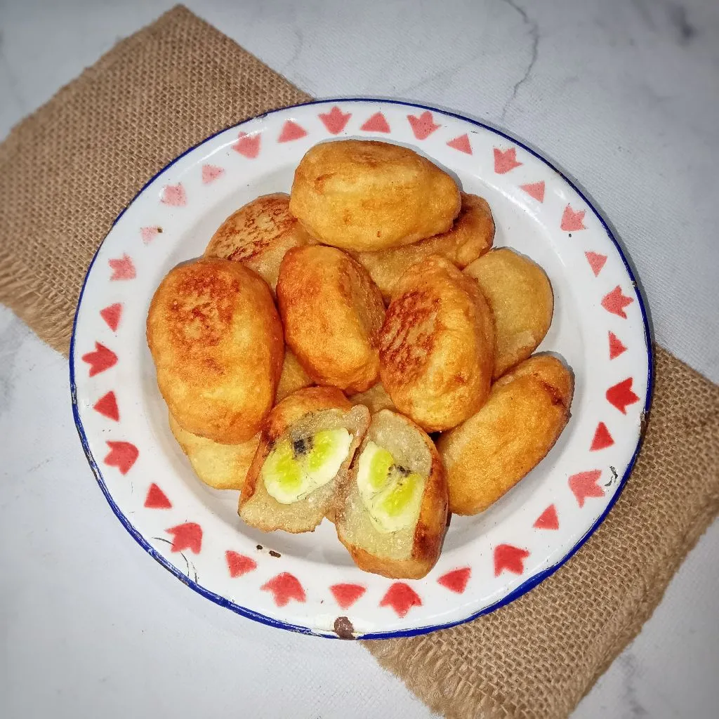 Resep Singkong Goreng Isi Pisang Sederhana Rumahan di Yummy App