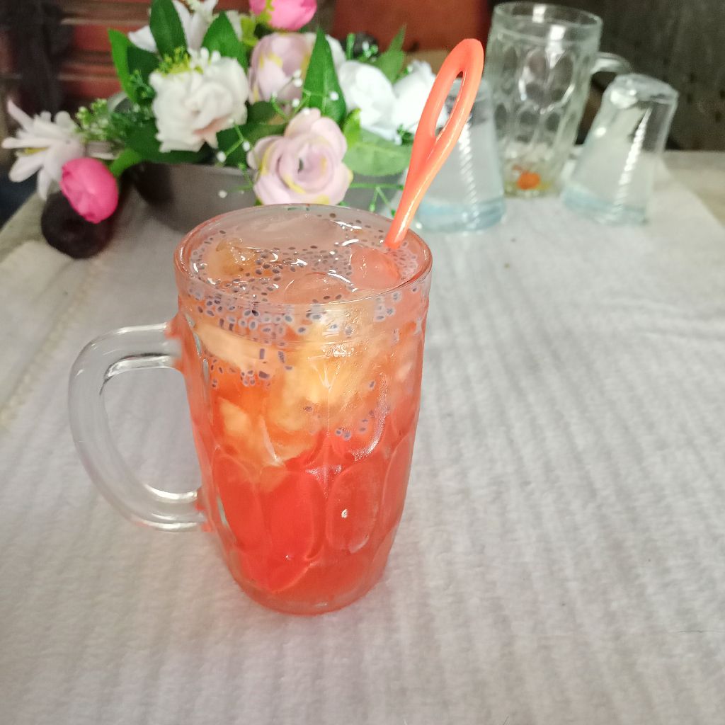 Resep Es Garbis Selasih Sederhana Rumahan di Yummy App