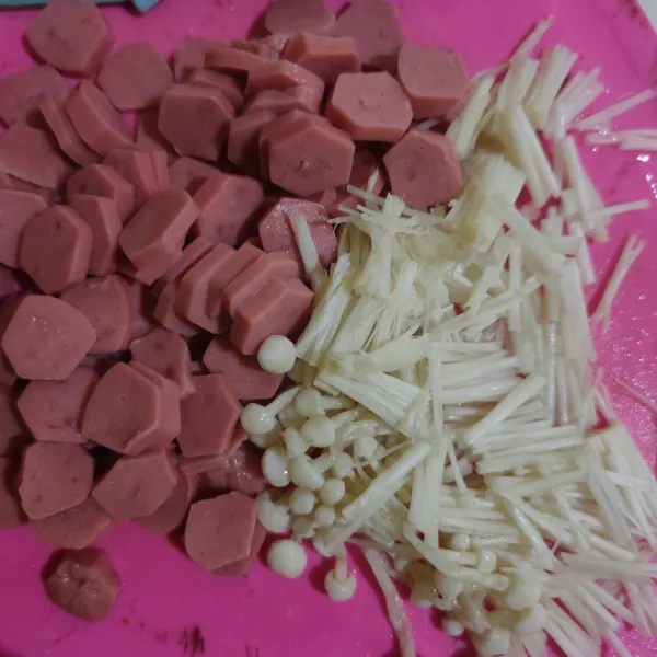 Resep Bakwan Sosis Jamur Enoki Sederhana Rumahan Di Yummy App