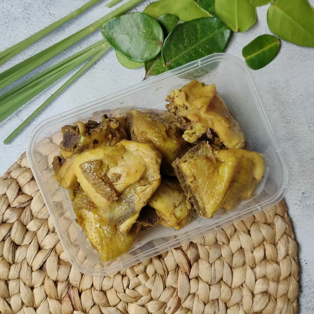 Resep Ayam Ungkep Bumbu Instan Sederhana Rumahan Di Yummy App