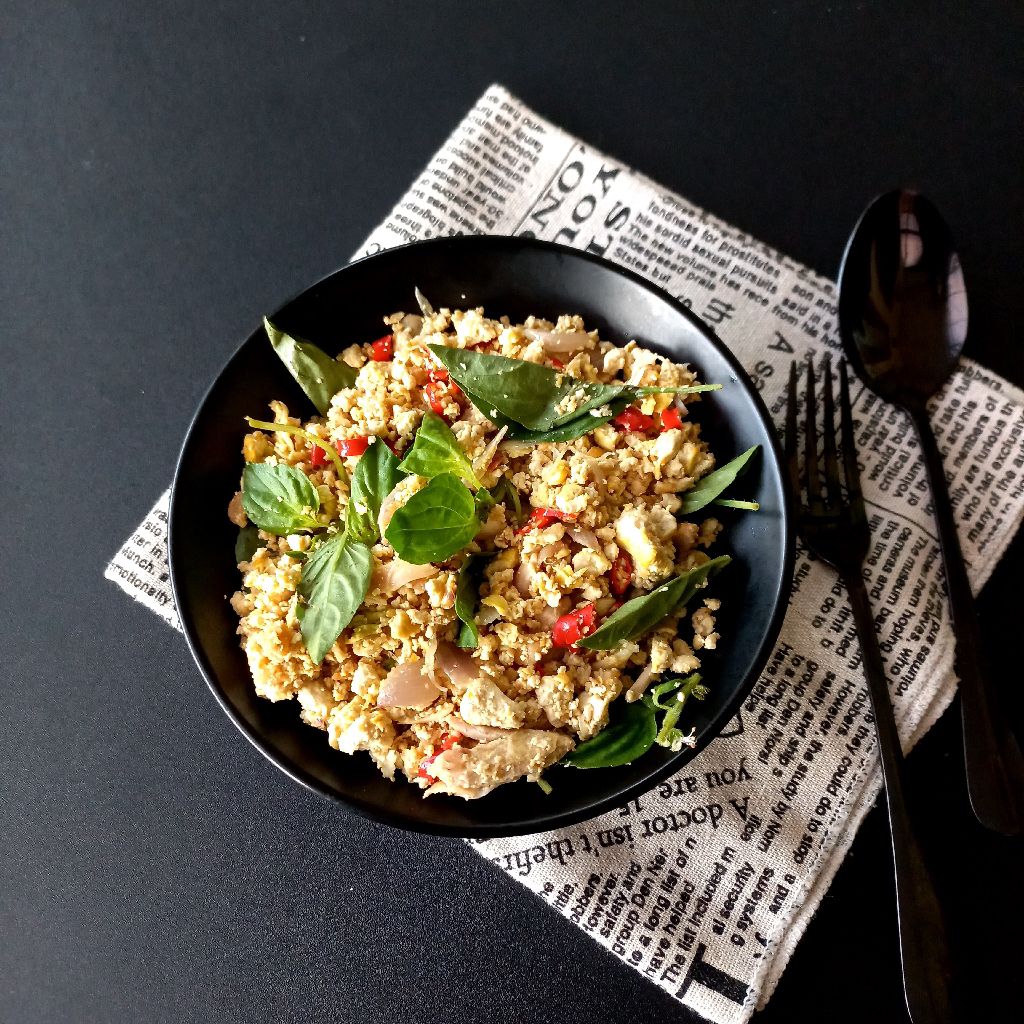 Resep Tahu Bejek Ayam Kemangi Sederhana Rumahan di Yummy App