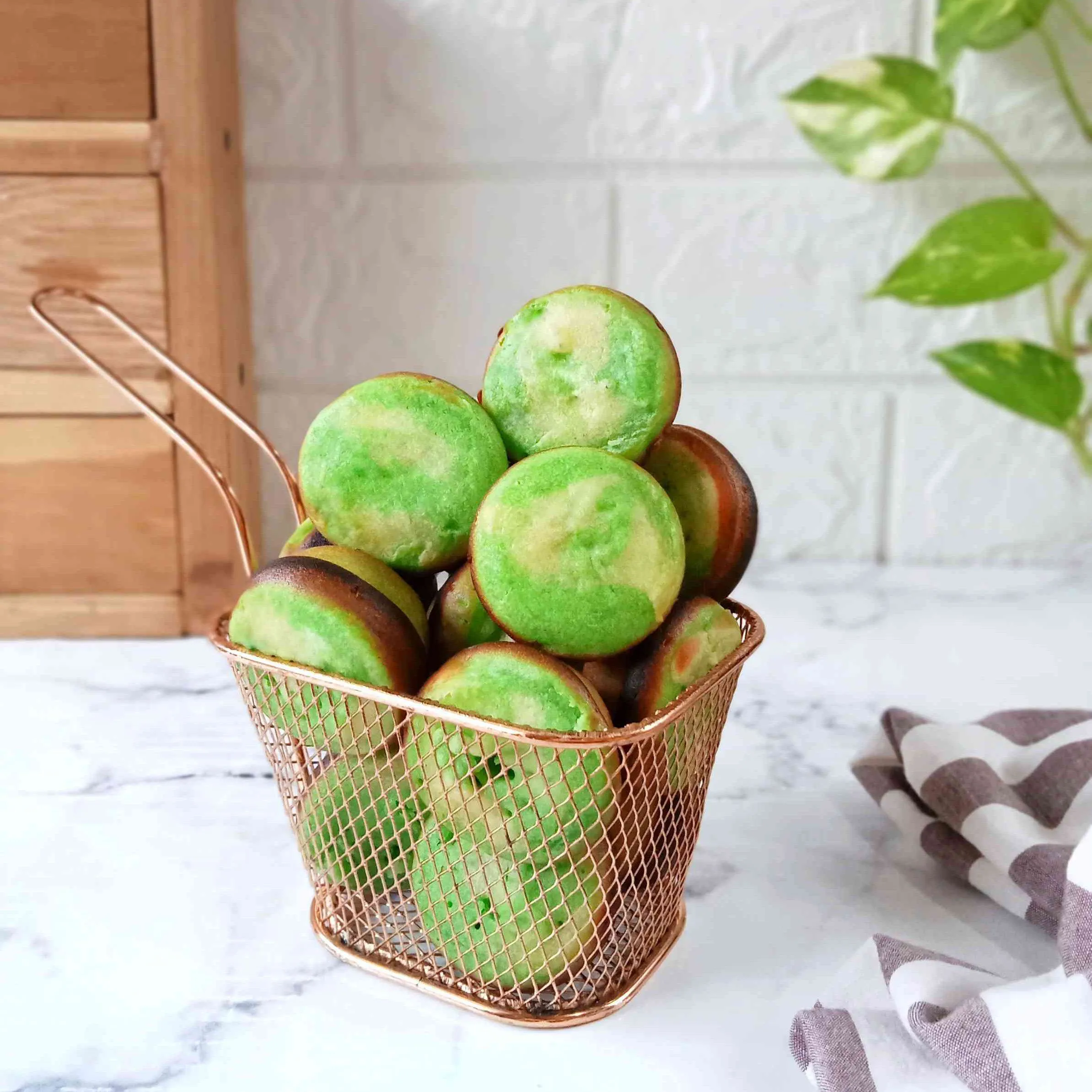 Resep Pukis Pandan Mini Sederhana Rumahan di Yummy App Resep Pukis Pandan Mini Sederhana Rumahan di Yummy App