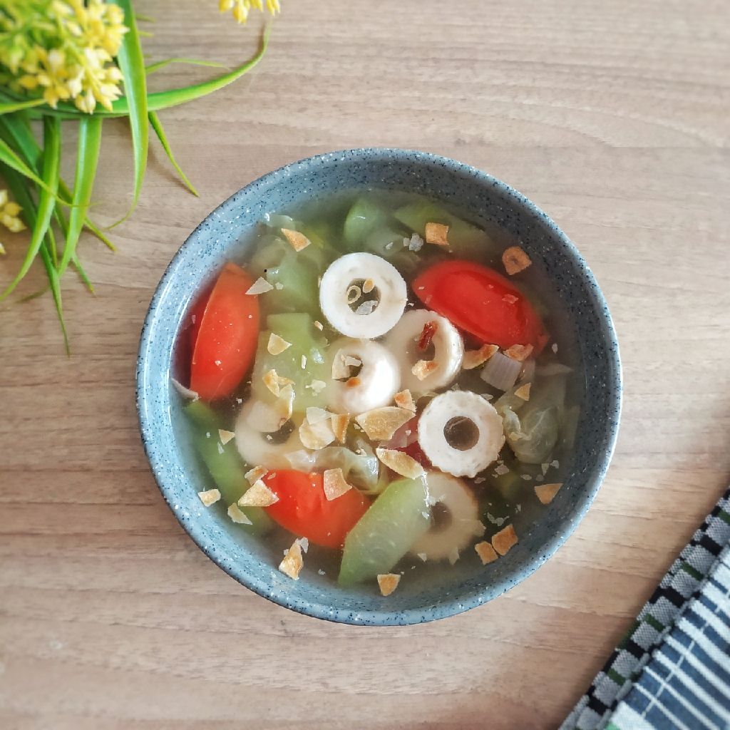 Resep Sop Labu Siam Chikuwa Sederhana Rumahan di Yummy App