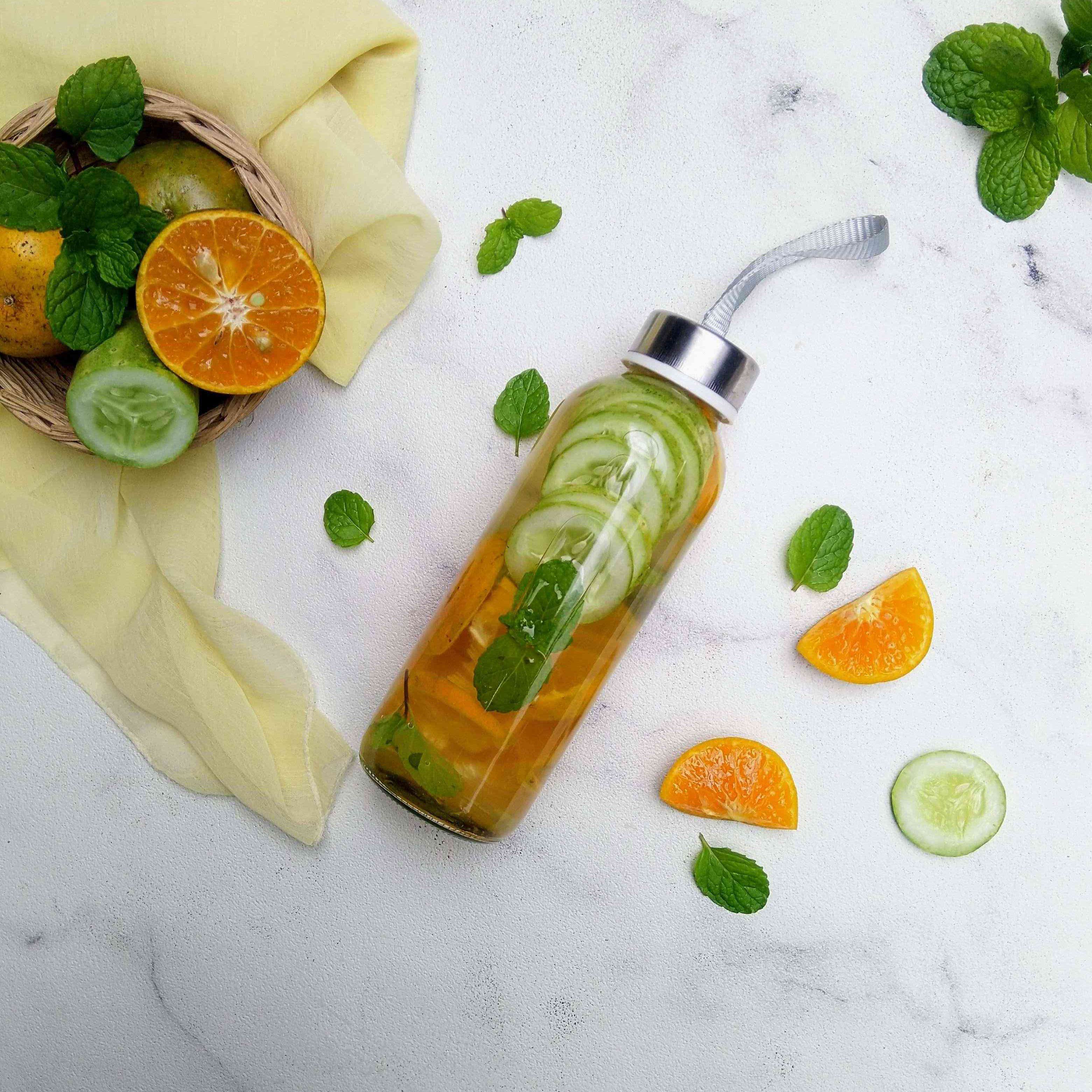 Resep Infuse Water Jeruk Timun Sederhana Rumahan di Yummy App