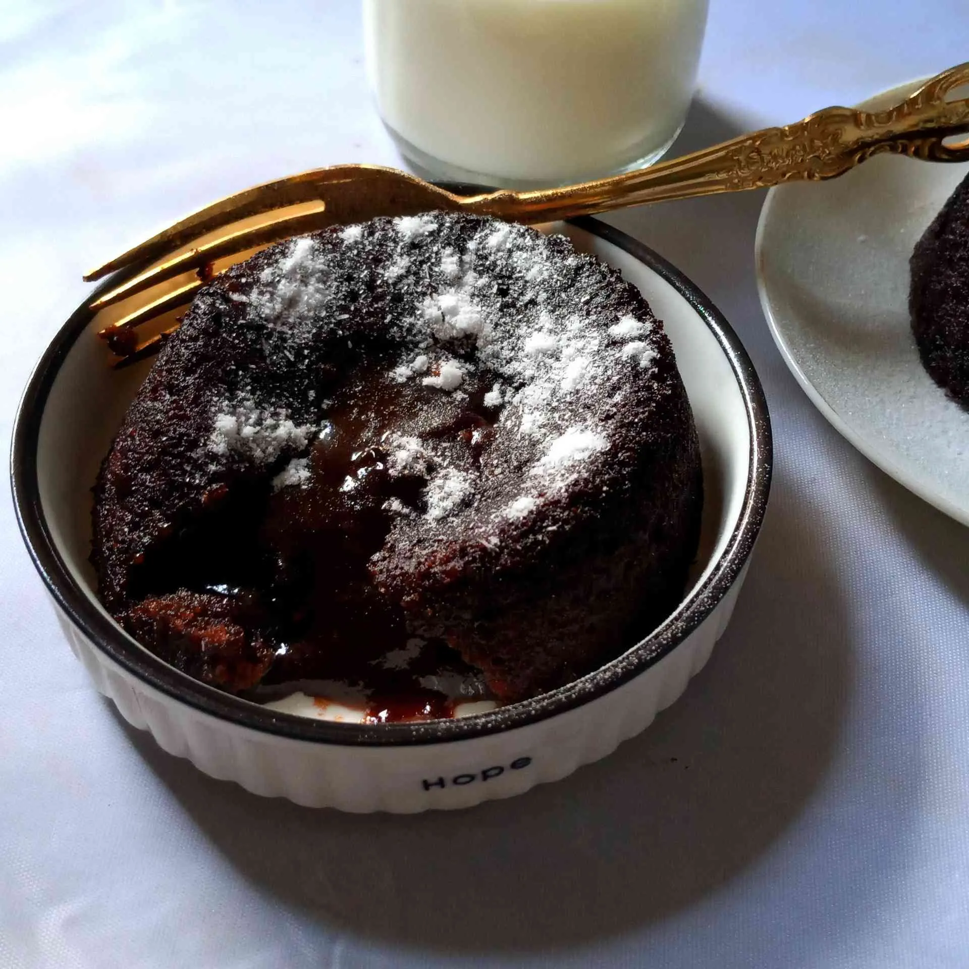 Resep Molten Cake Sederhana Rumahan di Yummy App