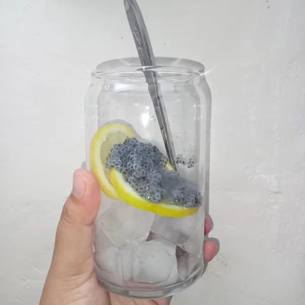 Resep Es Lemon Selasih Sederhana Rumahan Di Yummy App