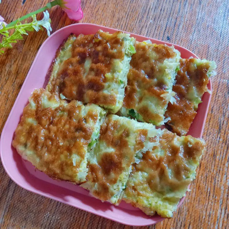 Resep Martabak Telur Sayur Sederhana Rumahan dari Endah Triana