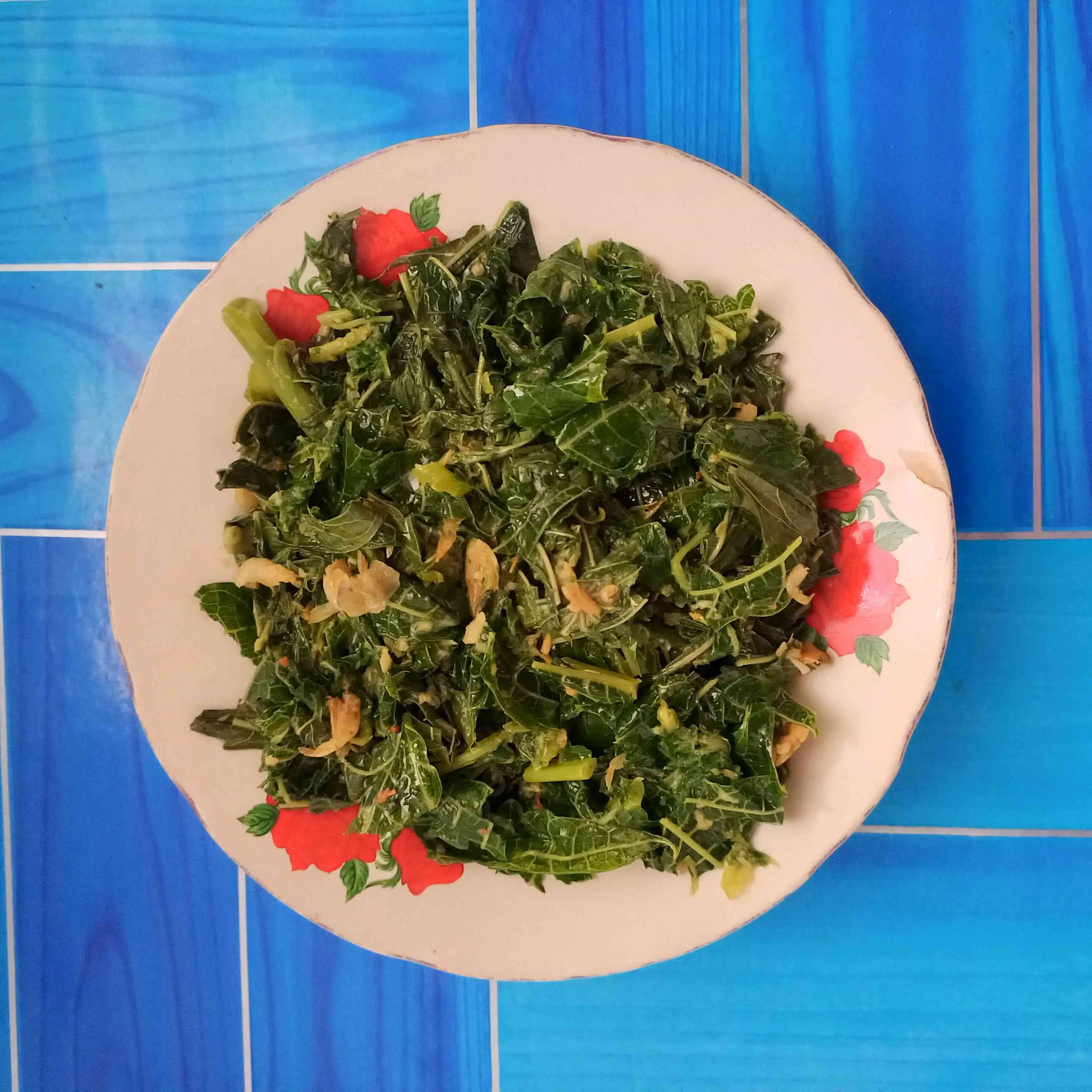 Resep Oseng Daun Pepaya dan Daun Singkong Sederhana Rumahan di Yummy App Resep Oseng Daun Pepaya dan Daun Singkong Sederhana Rumahan di Yummy App