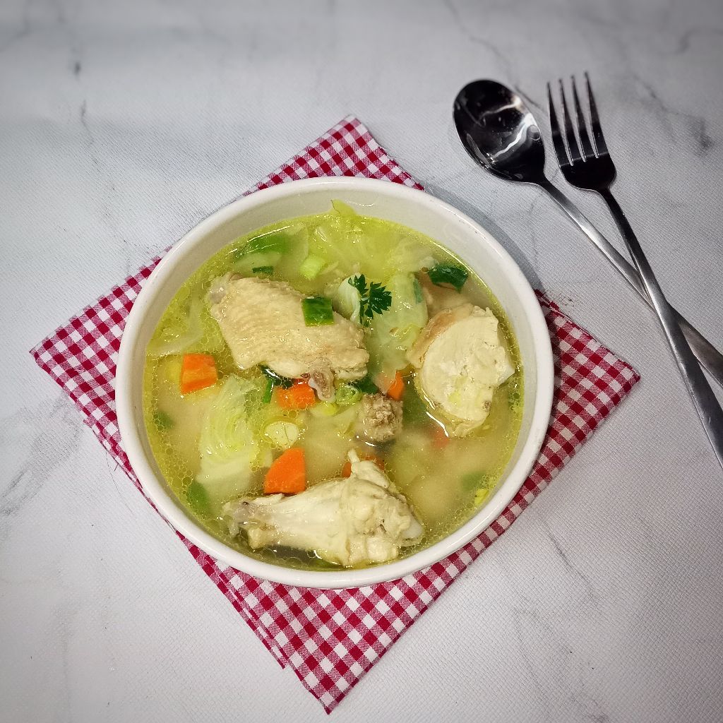 Resep Sop Ayam Bawang Putih Sederhana Rumahan di Yummy App