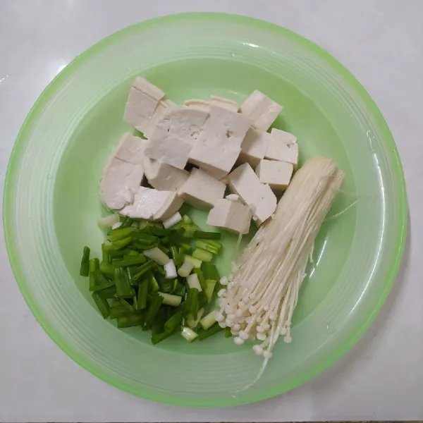 Resep Sup Tahu Jamur Enoki Sederhana Rumahan Di Yummy App