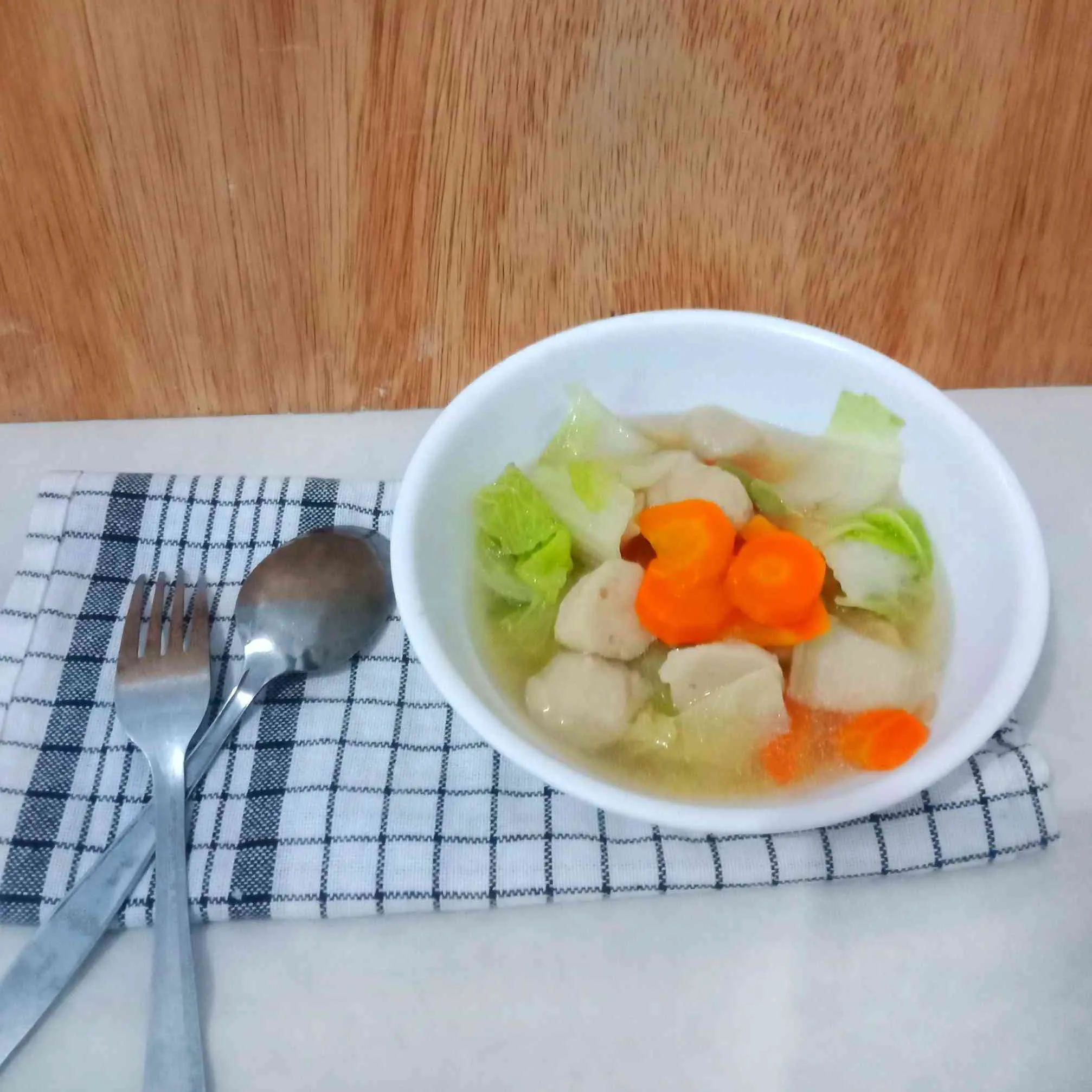 Resep Sup Bakso Sawi Putih Sederhana Rumahan Di Yummy App
