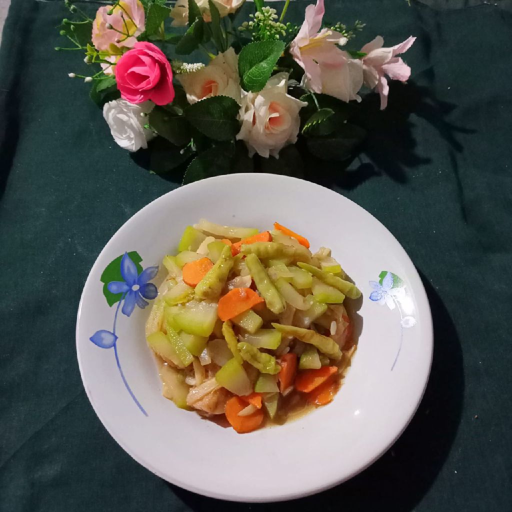 Resep Oseng Labu Lombok Sederhana Rumahan di Yummy App