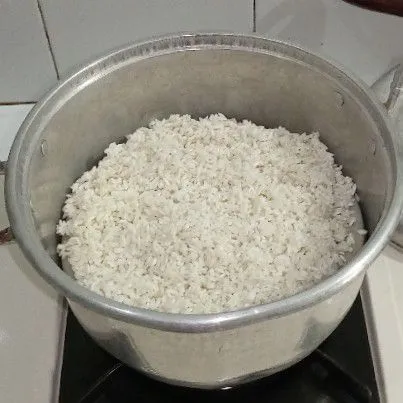 Resep Ketan Urap Sambal Sederhana Rumahan di Yummy App