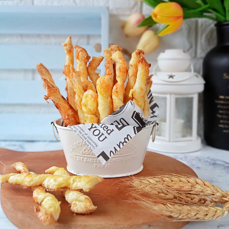 Resep Cheese Sticks Pastry Sederhana Rumahan di Yummy App