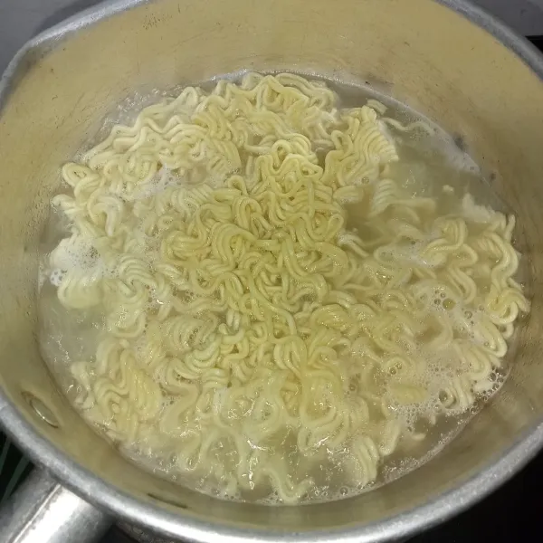 Resep Indomie Jontor Topping Telur Sederhana Rumahan di Yummy App