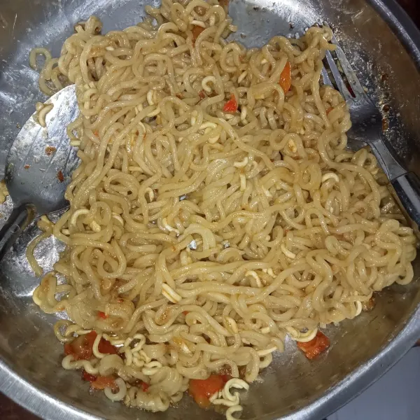 Resep Indomie Jontor Topping Telur Sederhana Rumahan di Yummy App