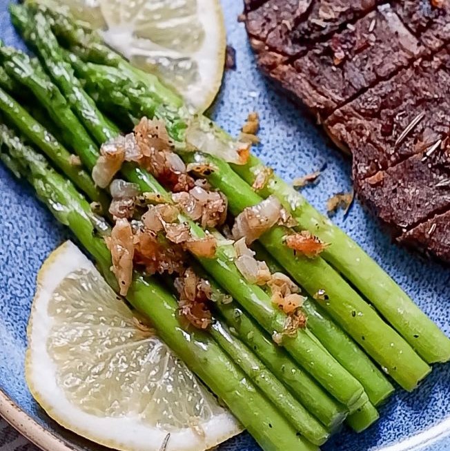 Resep Easy Sautéed Asparagus Sederhana Rumahan di Yummy App