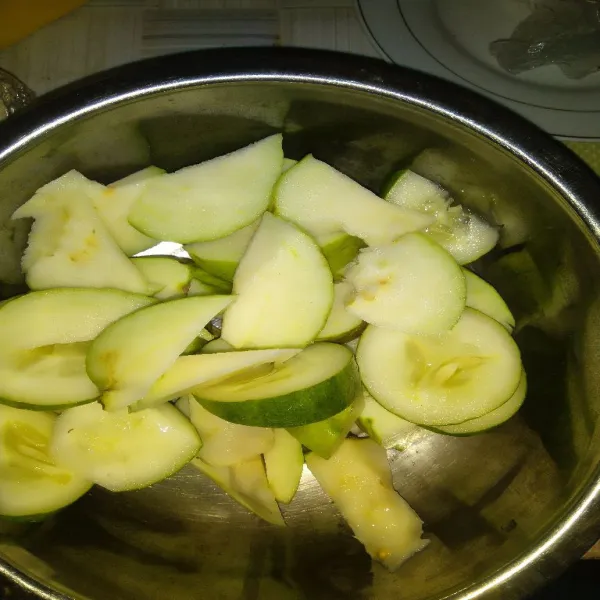 Resep Rujak Kuah Pindang Praktis Sederhana Rumahan Di Yummy App