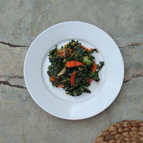 Resep Tumis Daun Pepaya Saos Tiram Sederhana Rumahan di Yummy App