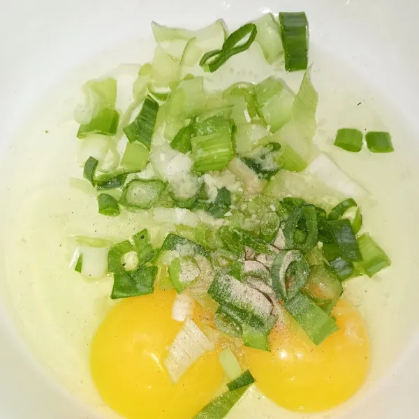 Resep Telur Dadar Kriwil Bawang Merah Sederhana Rumahan Di Yummy App