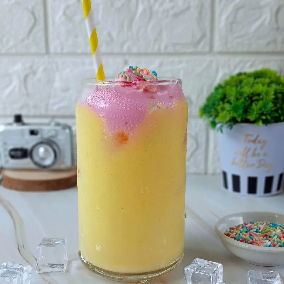 Resep Mango Strawberry Float Juice Sederhana Rumahan di Yummy App