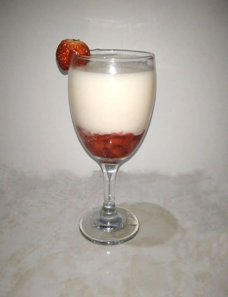 Resep Strawberry Milk Sederhana Rumahan Di Yummy App