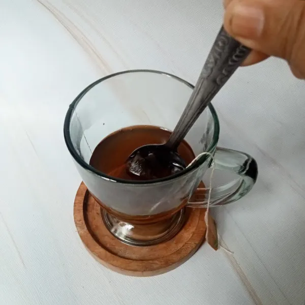 Resep Es Teh Manis Sederhana Rumahan di Yummy App