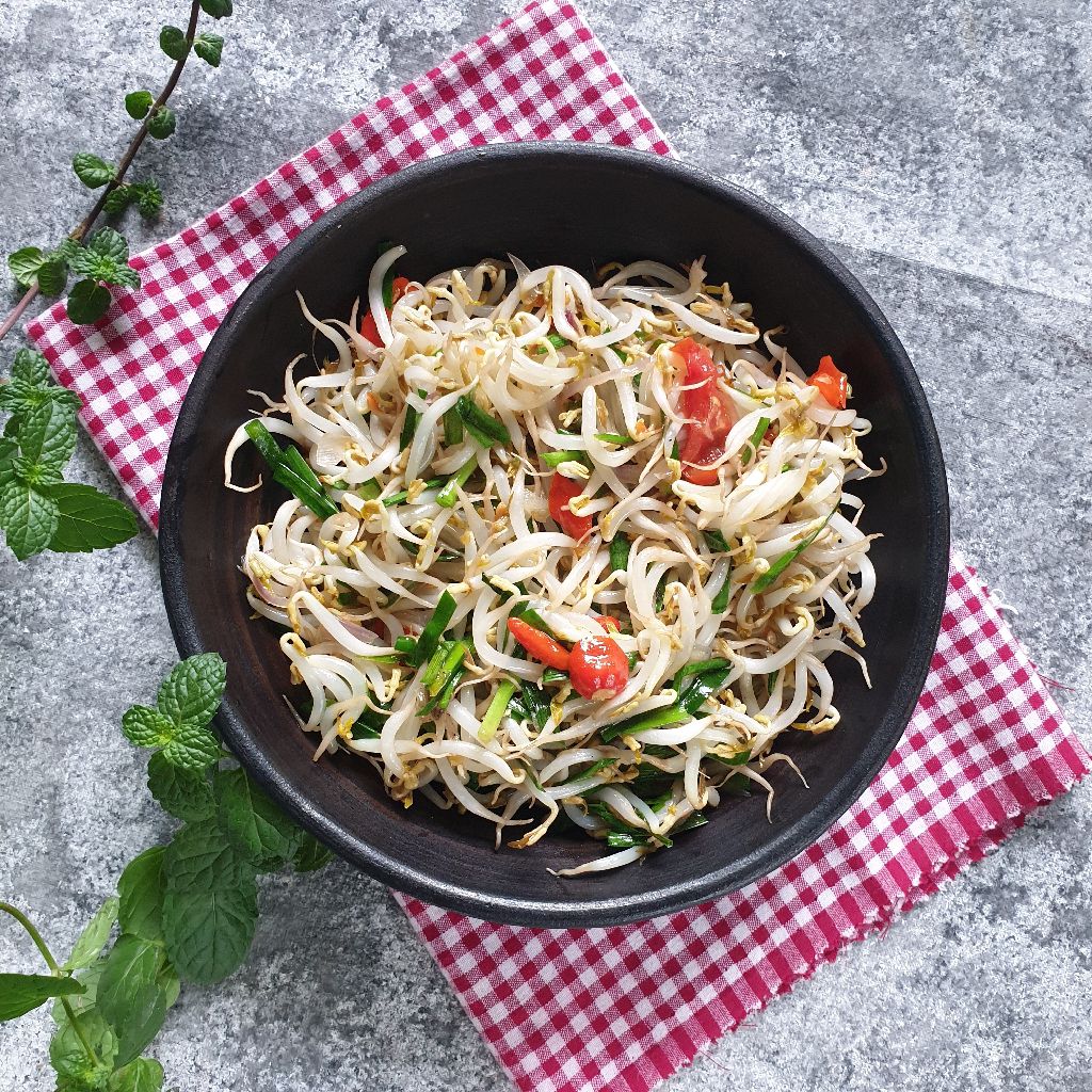 Resep Tumis Toge Daun Kucai Sederhana Rumahan di Yummy App