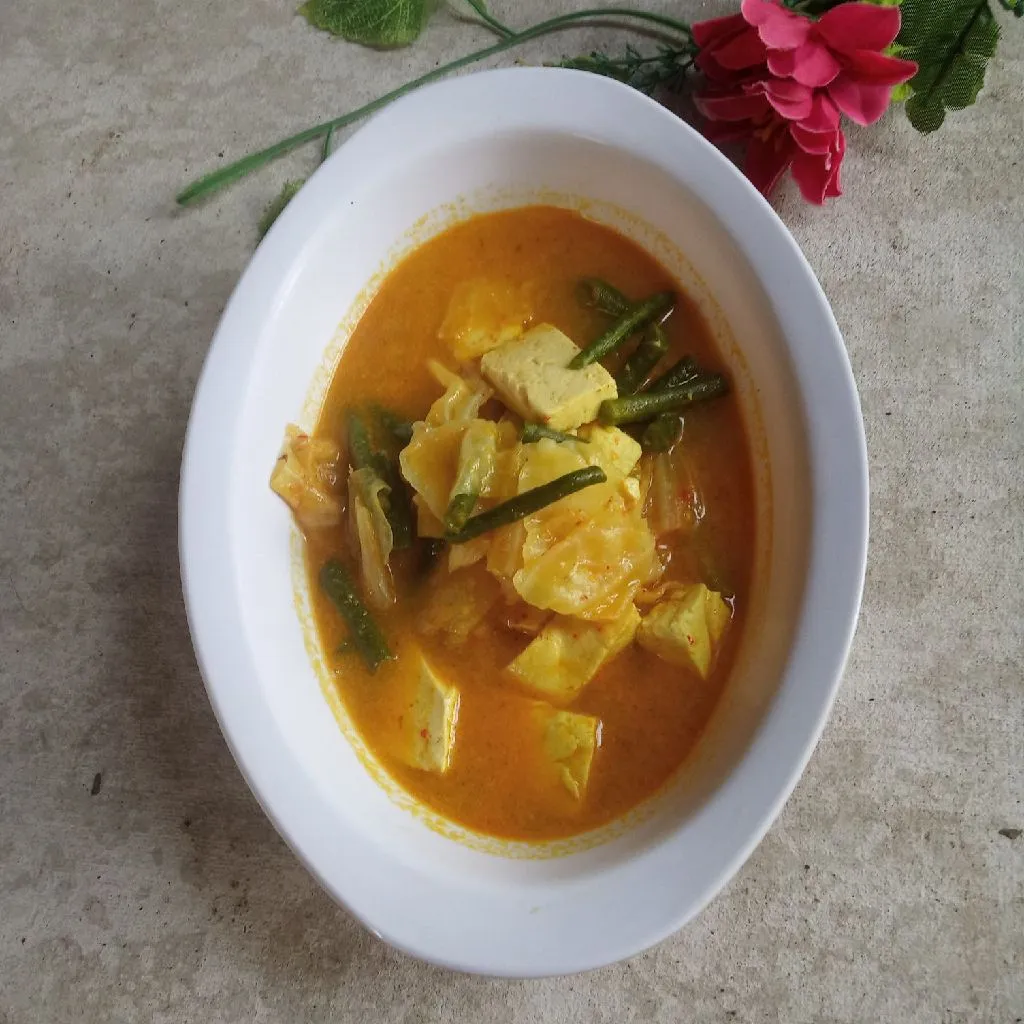 Resep Tahu Kuning Santan Kacang Kubis Sederhana Rumahan di Yummy App