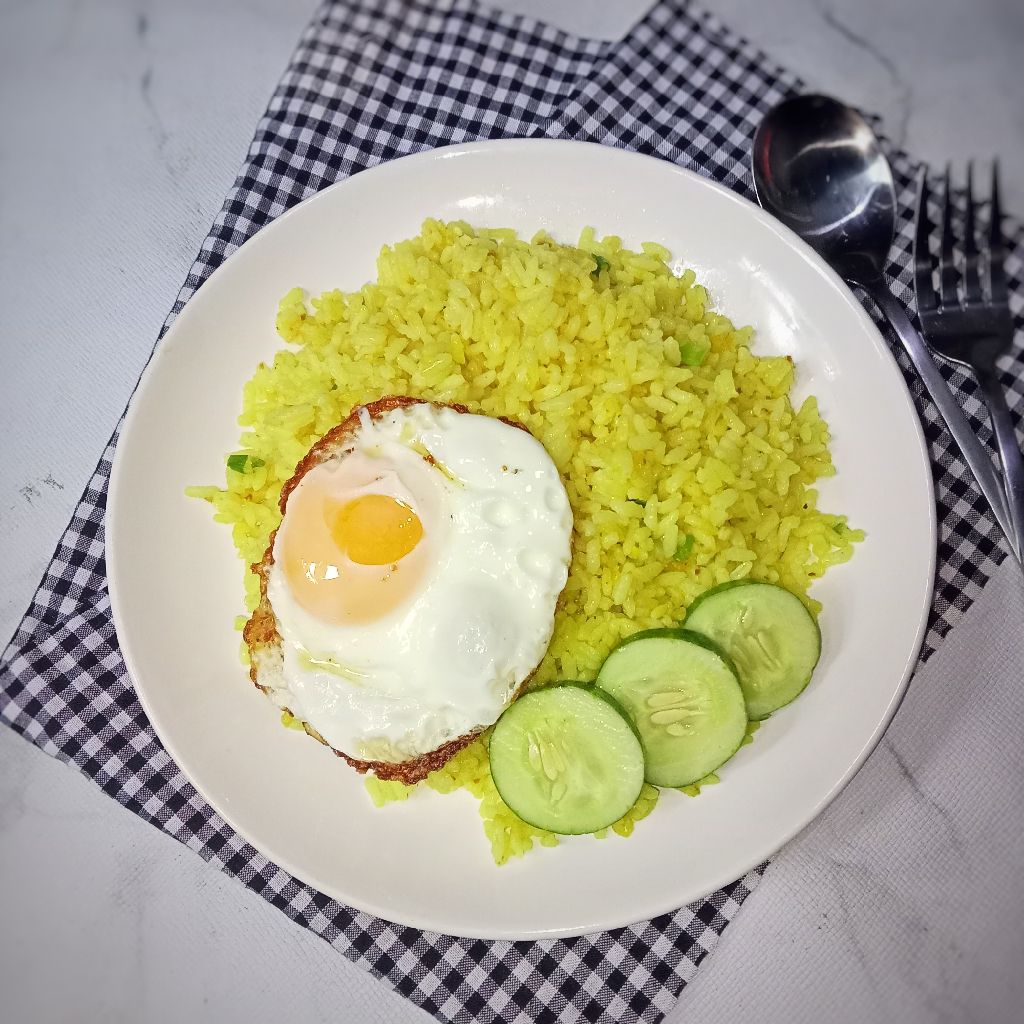 Resep Nasi Goreng Kuning Sederhana Rumahan di Yummy App
