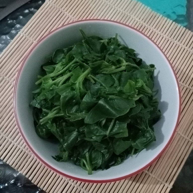 Resep Bayam Brazil Rebus Sederhana Rumahan di Yummy App