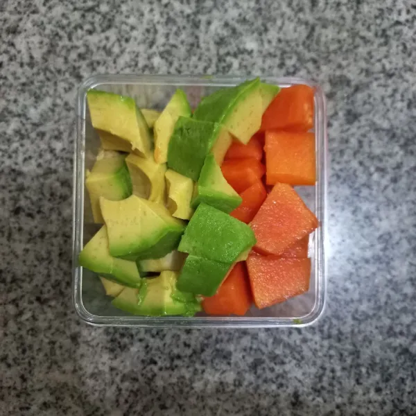 Resep Salad Buah Pepaya Dan Alpukat Sederhana Rumahan Di Yummy App