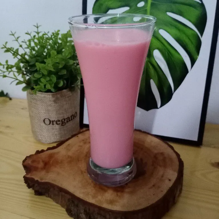 Resep Yakult Pink Lava Sederhana Rumahan di Yummy App