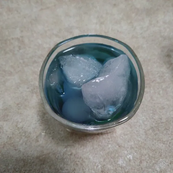 Resep Ice Longan Blue Pea Sederhana Rumahan di Yummy App