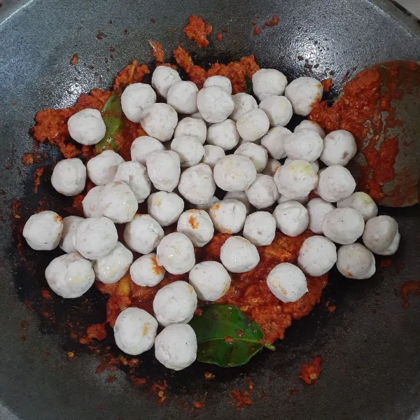 Resep Sambal Goreng Kreni Ayam Sederhana Rumahan di Yummy App