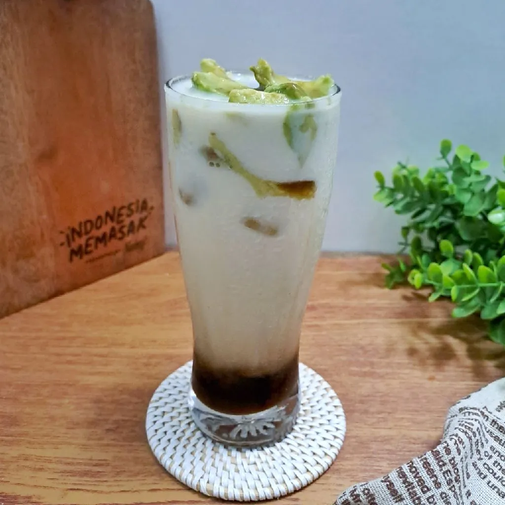 Resep Es Alpukat Susu Gula Aren Sederhana Rumahan Di Yummy App