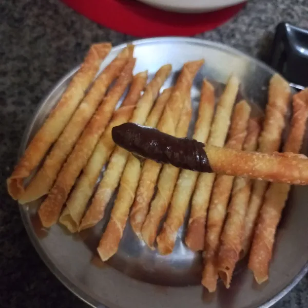 Resep Pangsit Cokelat Sederhana Rumahan di Yummy App