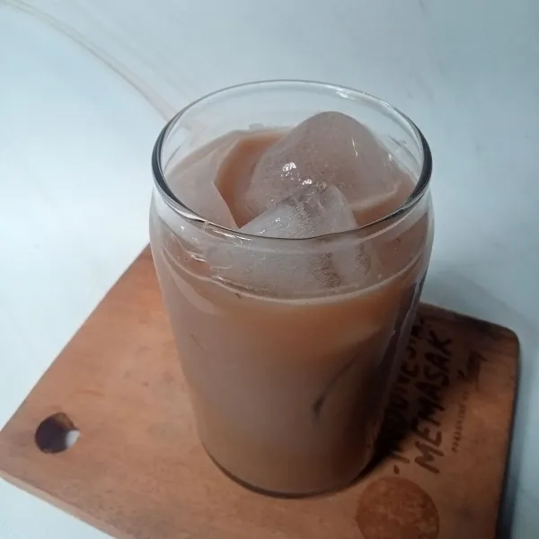 Resep Es Milo Dino Ala XXI Sederhana Rumahan di Yummy App