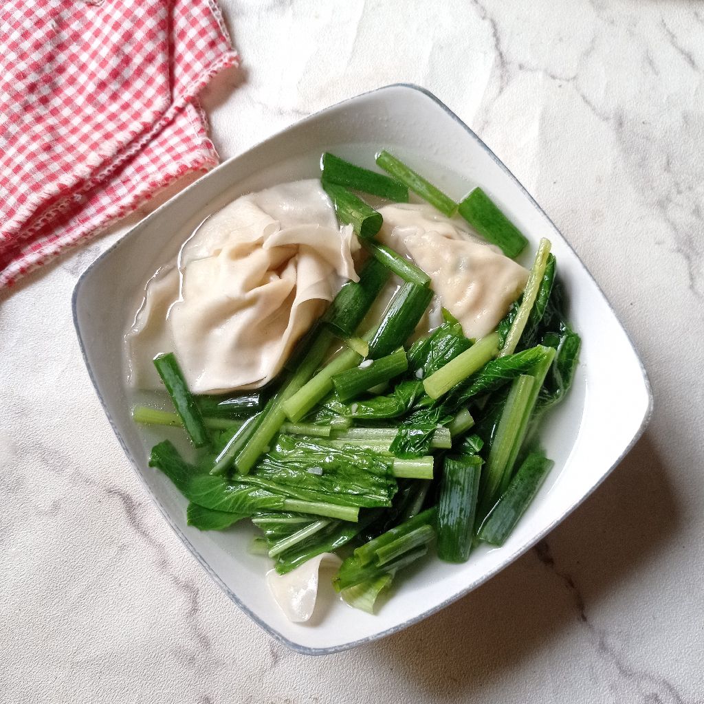 Resep Sup Pangsit Tahu Rebus Sederhana Rumahan di Yummy App