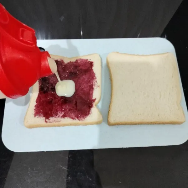 Resep Roti Tawar Kukus Selai Blueberry Sederhana Rumahan Di Yummy App