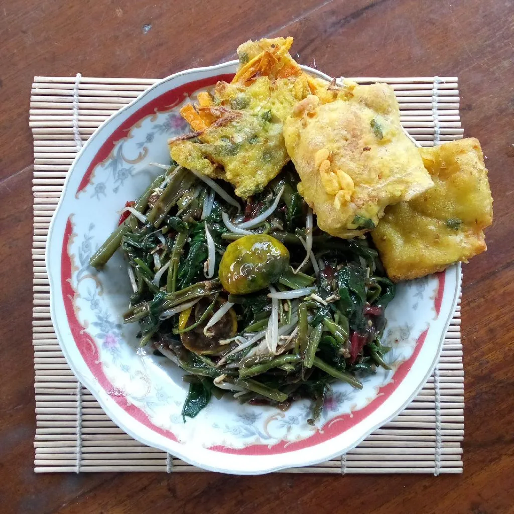 Resep Petis Kangkung Sederhana Rumahan di Yummy App Resep Petis Kangkung Sederhana Rumahan di Yummy App