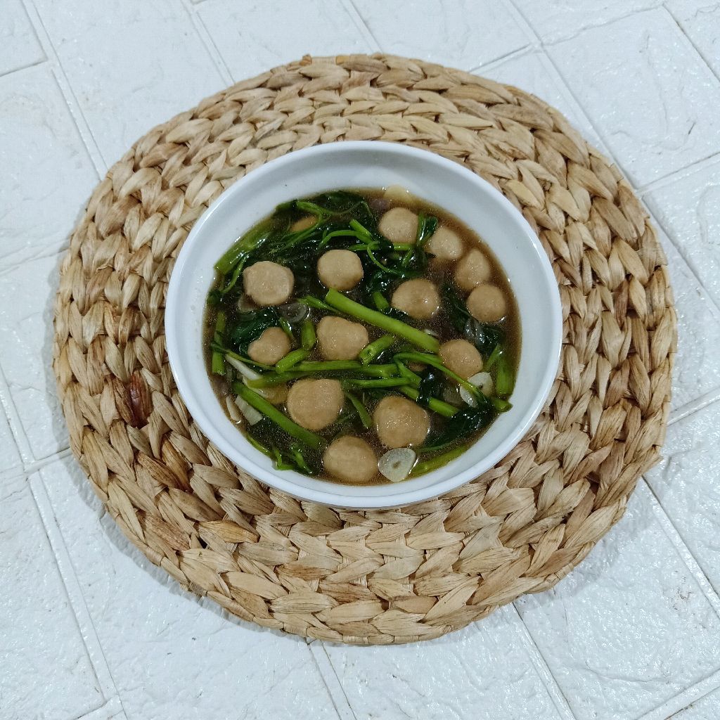 Resep Cah Kangkung Pentol Mini Sederhana Rumahan di Yummy App