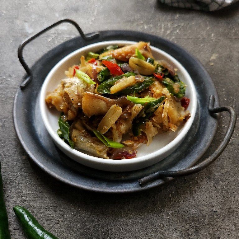 Resep Oseng Tulang Jambal Sederhana Rumahan di Yummy App